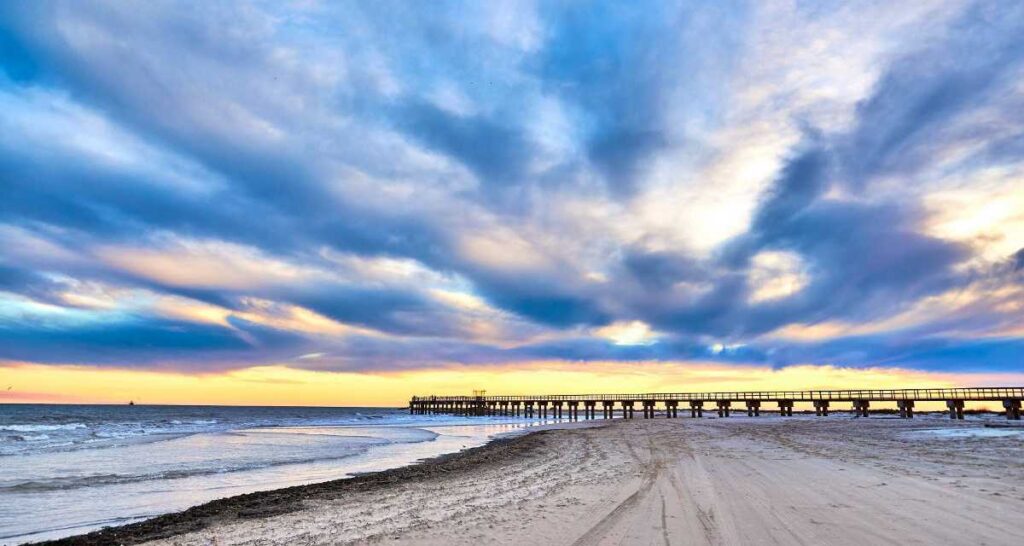 The 16 Top Best Beaches in Houston | Houston Beaches - Holidaydons.com